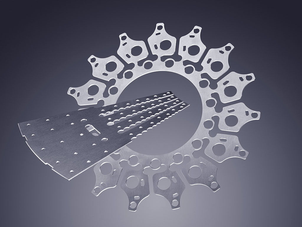 A Pro's Guide to Laser Cutting Stainless Steel for a Perfect Finish